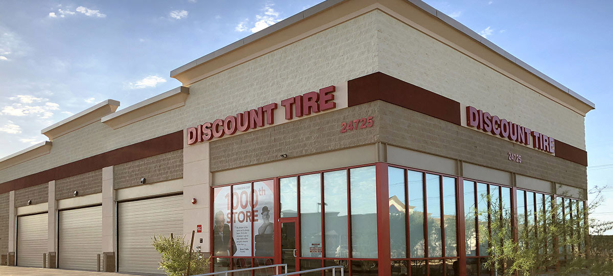 Tire Shop in Phoenix, AZ 85085 | Discount Tire Stores
