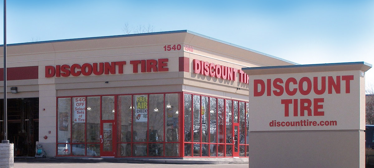 Tire Shop in West St Paul, MN 55118 | Discount Tire Stores