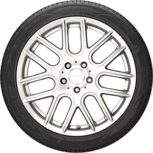 Kumho Solus Majesty 9 TA91 235 /50 R18 101W XL BSW | America's Tire