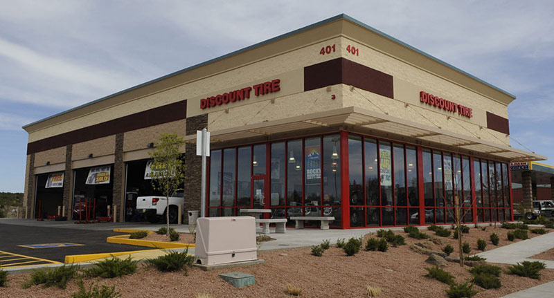 Tire Shop Show Low, AZ 85901 | Best Prices | Discount Tire
