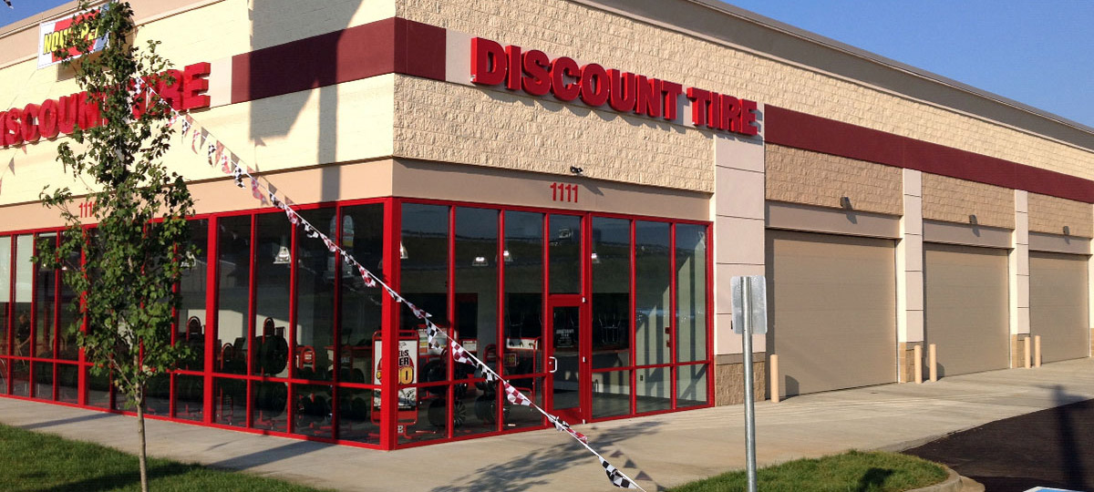 Tire Shop in Clarksville, TN 37040 | Discount Tire Stores