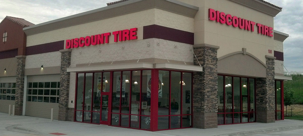 Tire Shop in Liberty, MO 64068 | Discount Tire Stores